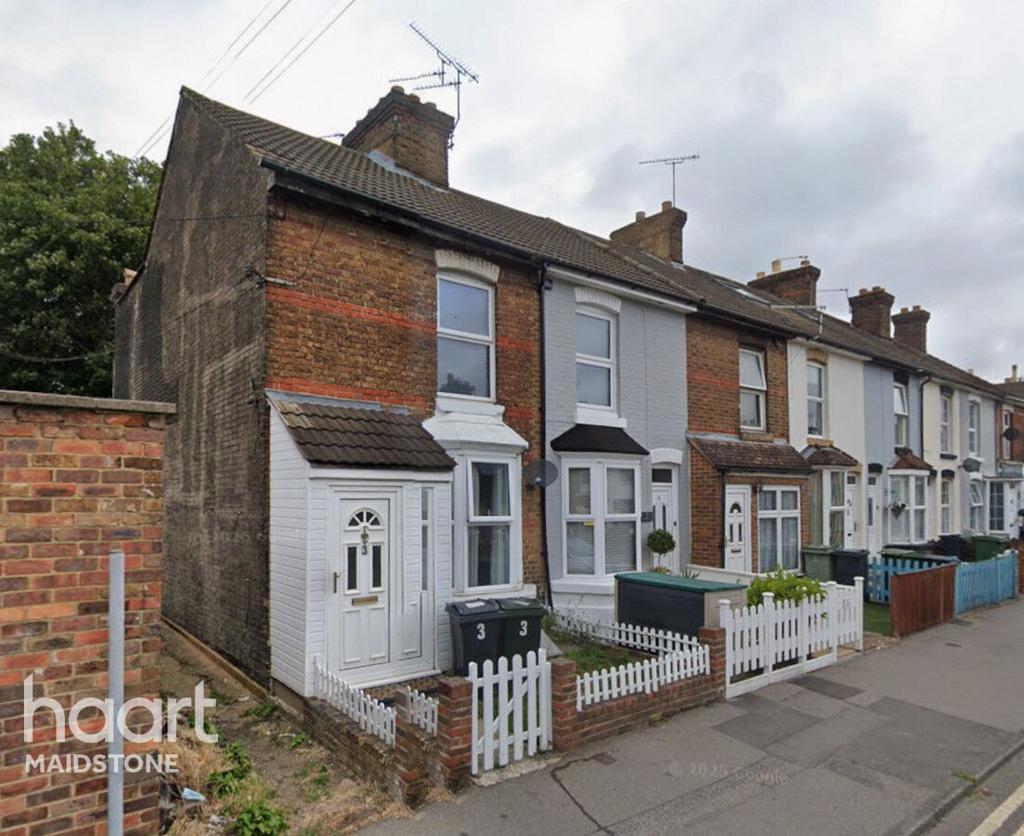 Holland Road, MAIDSTONE 2 bed end of terrace house - £1,200 pcm (£277 pw)