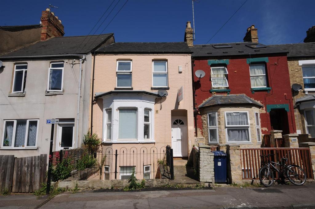 Bullingdon Road 6 bed house - £5,465 pcm (£1,261 pw)