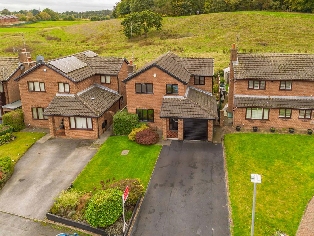 Chamber House Drive, Rochdale OL11 4 bed detached house for sale - £390,000