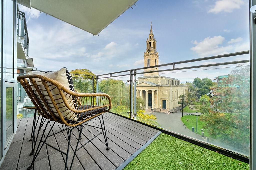 Frean Street, London, SE16 2 bed flat - £625,000