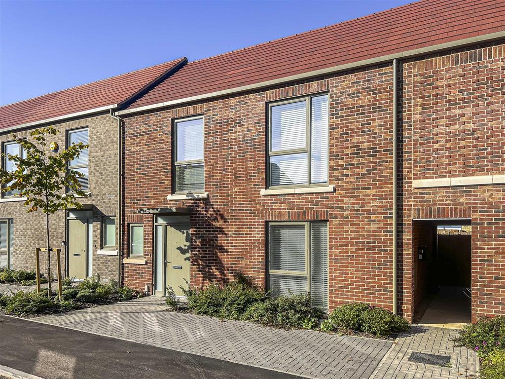Grey Way, Cambridge CB5 2 bed terraced house - £500,000