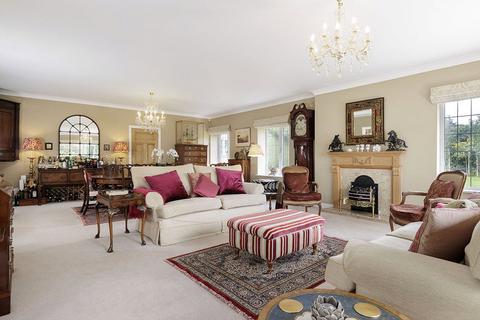 Houses for sale in Broadway, Worcestershire | OnTheMarket