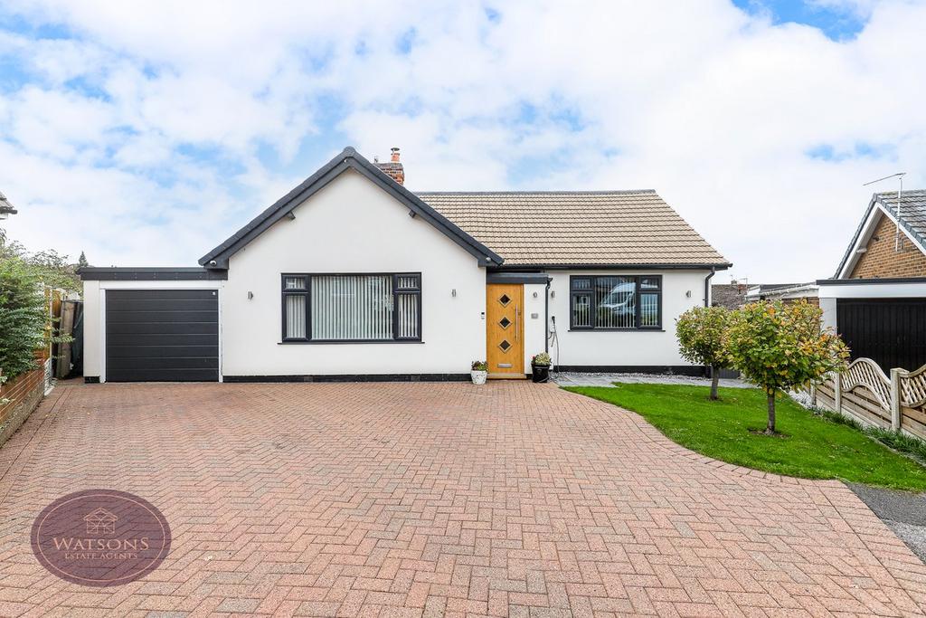 Violet Avenue, Newthorpe, Nottingham... 4 bed detached bungalow - £375,000
