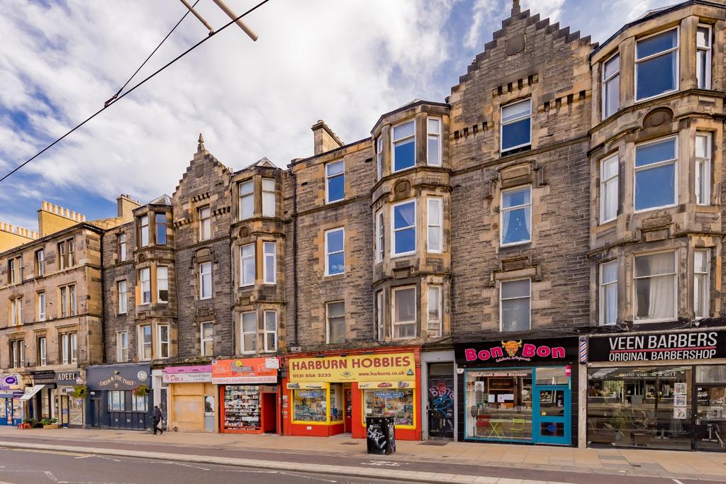Flat 6, 66 Elm Row, Edinburgh, EH7 4AQ 3 bed flat for sale - £315,000