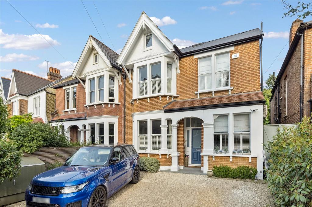 Rodenhurst Road, SW4 6 bed semi-detached house - £9,000 pcm (£2,077 pw)