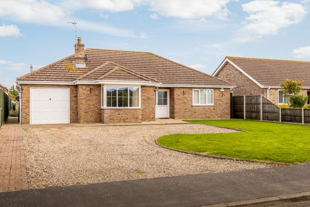 Tooley Lane, Wrangle, Boston... 3 bed detached bungalow - £295,000
