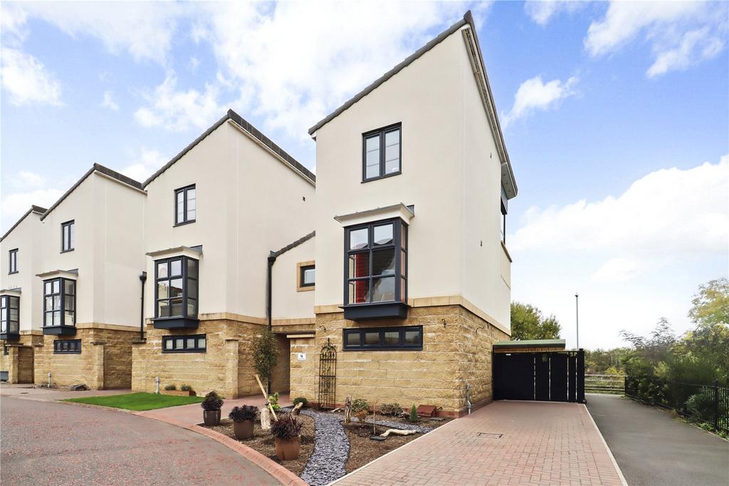 Cromwell Ford Way, Blaydon NE21 4 bed end of terrace house - £280,000