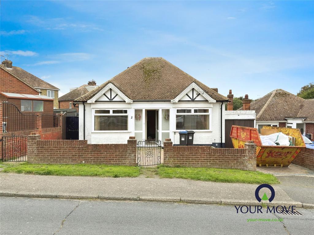 Nethercourt Farm Road, Kent CT11 2 bed bungalow - £220,000