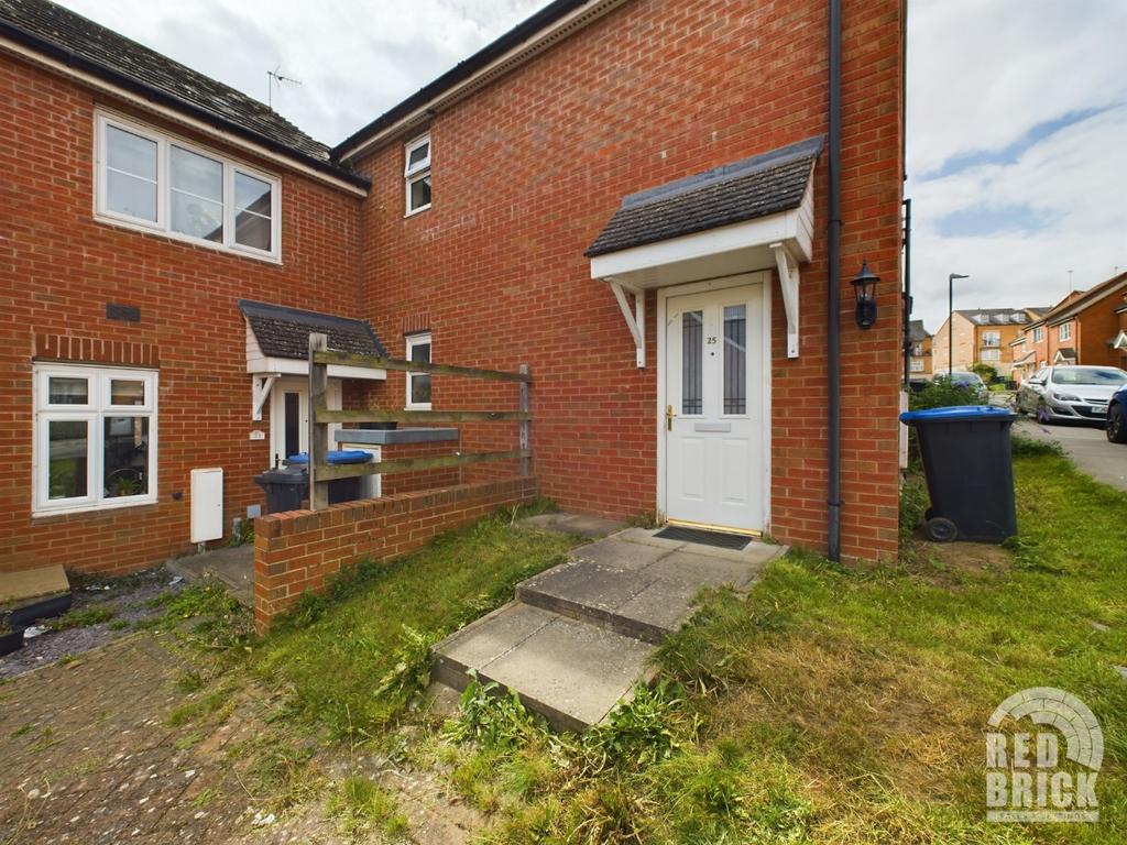 Stowe Drive, Rugby, CV22 3 bed semi-detached house - £995 pcm (£230 pw)