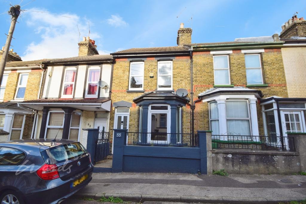 Clive Road Rochester ME1 2 bed terraced house - £1,250 pcm (£288 pw)