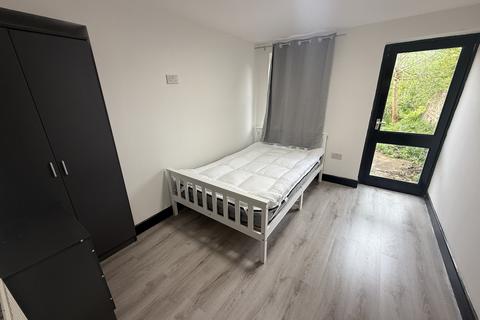 Flats To Rent In Maidstone | OnTheMarket