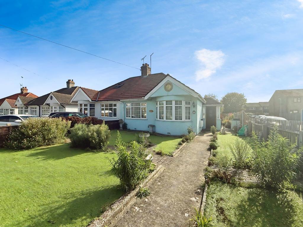 Lower Road, Hextable, BR8 2 bed semi-detached bungalow - £375,000
