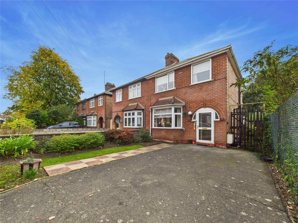 Greenstead Road, Colchester, Essex, CO1 3 bed semi-detached house for ...