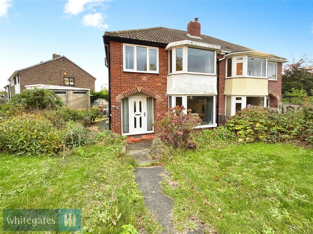 Wordsworth Road, Monk Bretton, S71 3 bed semi-detached house - £160,000