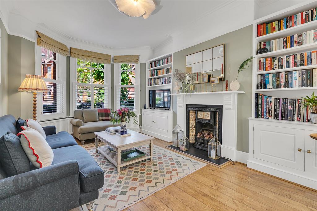 Braemar Avenue, London 5 bed house - £6,000 pcm (£1,385 pw)