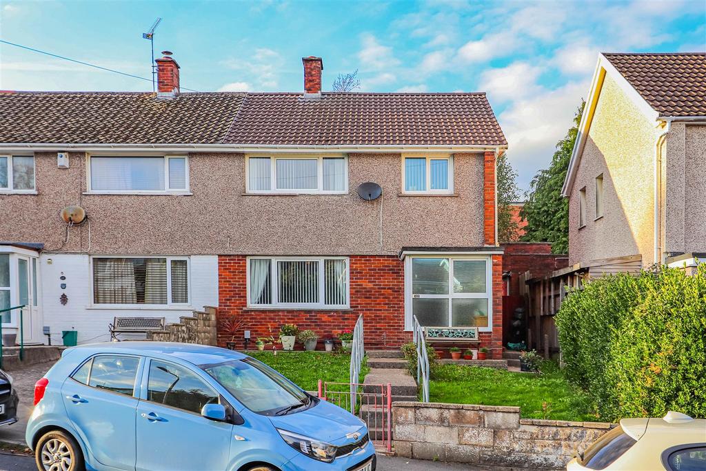Whitewell Road, Barry 3 bed semi-detached house - £230,000