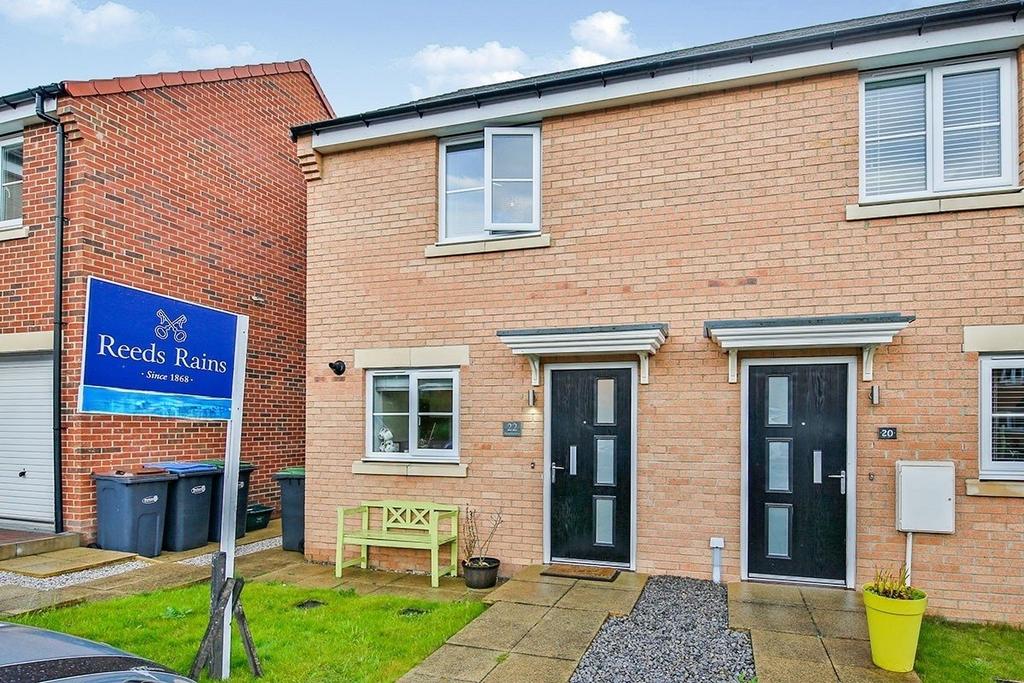 Rushyford Drive, Ferryhill DL17 2 bed semi-detached house - £125,000