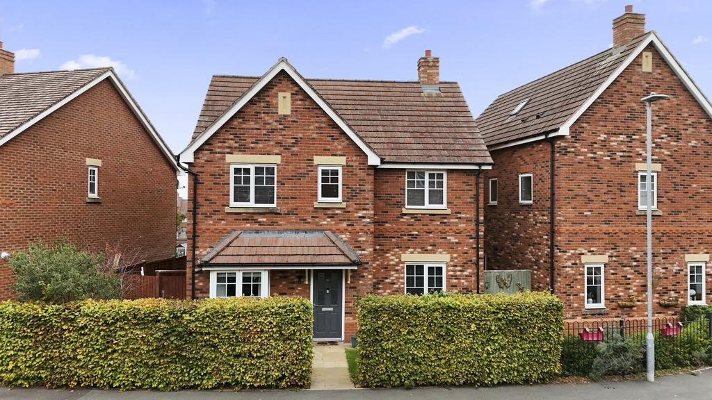 Swinyard Road, Malvern WR14 4 bed detached house for sale - £385,000