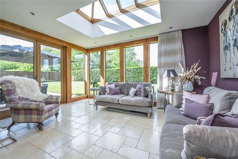 Houses for sale in Broadway, Worcestershire | OnTheMarket
