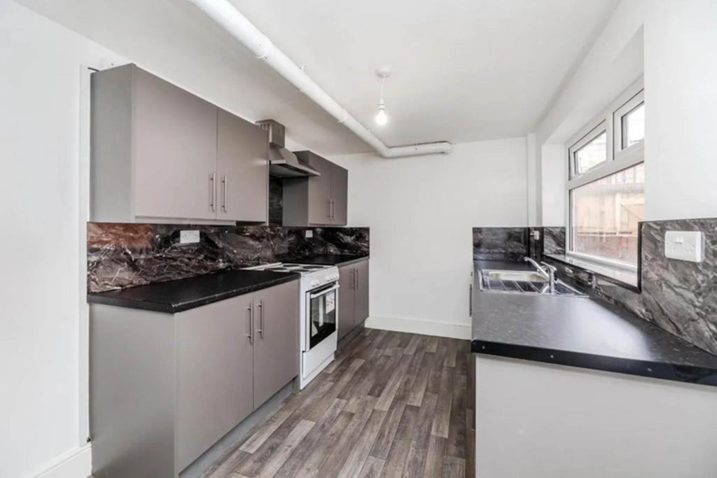 Spencer Street, Newcastle Upon Tyne NE6 2 bed flat to rent - £825 pcm ...