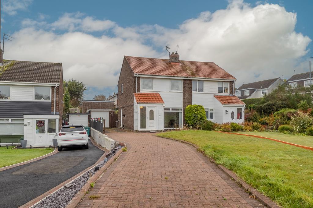Peathill Avenue, Chryston, G69 9NZ 3 bed semi-detached house for sale ...