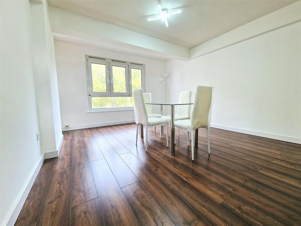 Paul Street, London 1 bed property - £1,650 pcm (£381 pw)