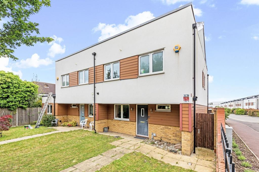 Grand Drive, Raynes Park, London, SW20 4 bed semi-detached house - £825,000