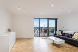 Cityview Point, Leven Wharf, London, E14 1 bed apartment - £1,746 pcm ...