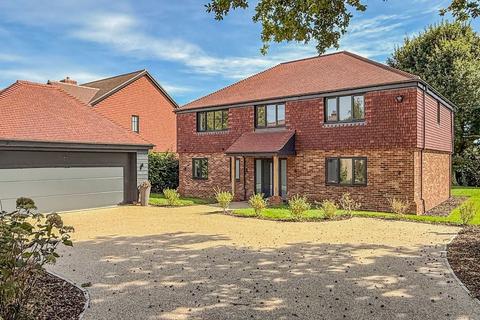 Peter Buswell - Hawkhurst | OnTheMarket