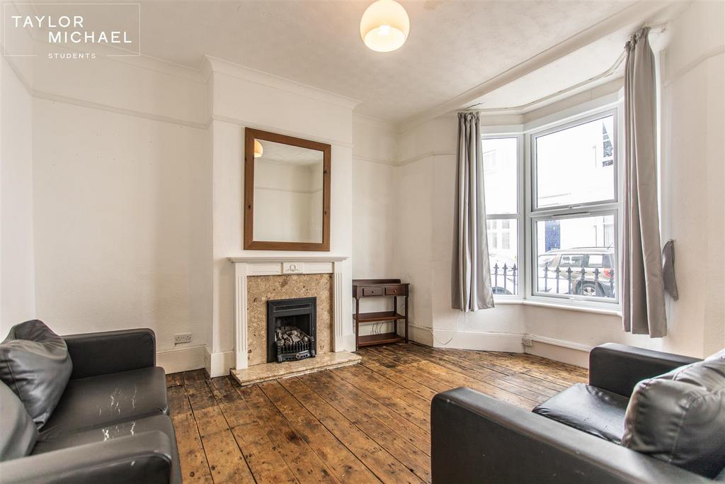 Great College Street, Brighton 4 bed terraced house - £2,860 pcm (£660 pw)