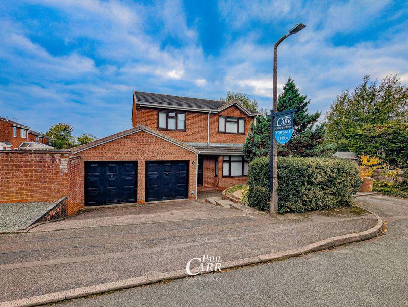 Cottage Close, Cannock WS12 4 bed detached house - £360,000