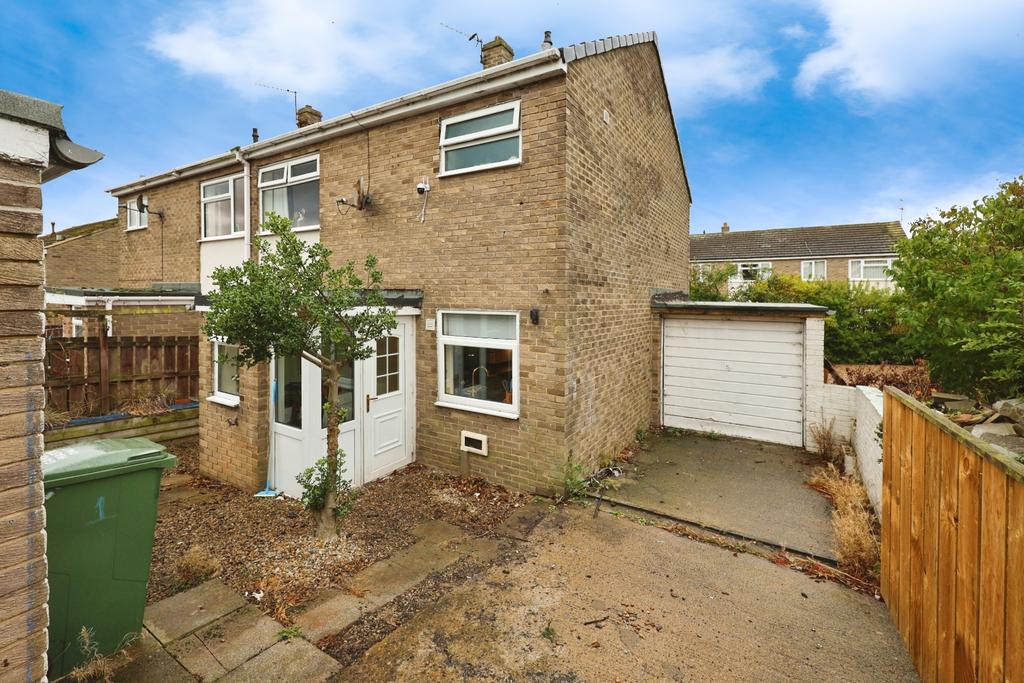 Stanley Way, Billy Row, Crook 3 bed house - £110,000