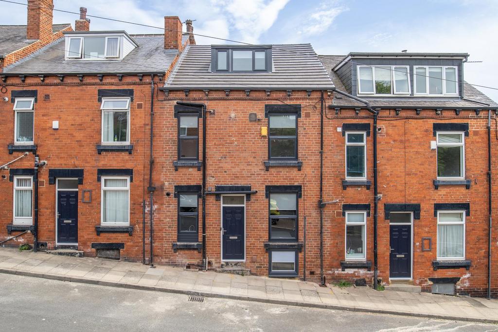 Thomas Street, Leeds LS6 4 bed house - £2,479 pcm (£572 pw)