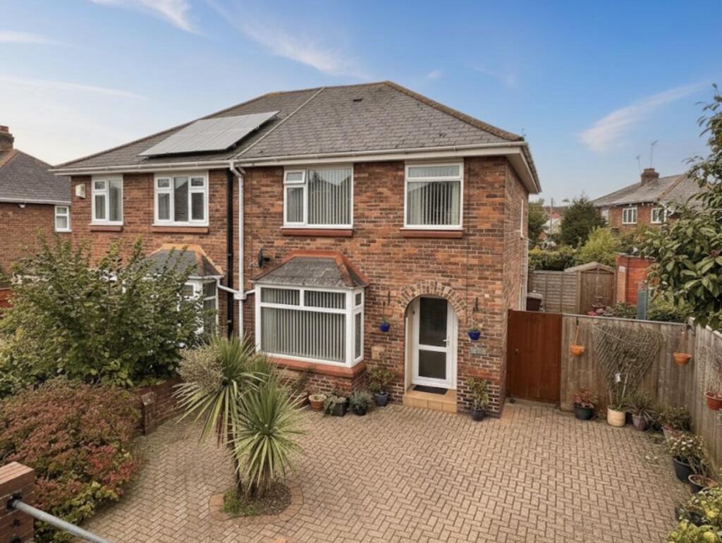 Buddle Lane, St Thomas, EX4 3 bed semi-detached house for sale - £290,000