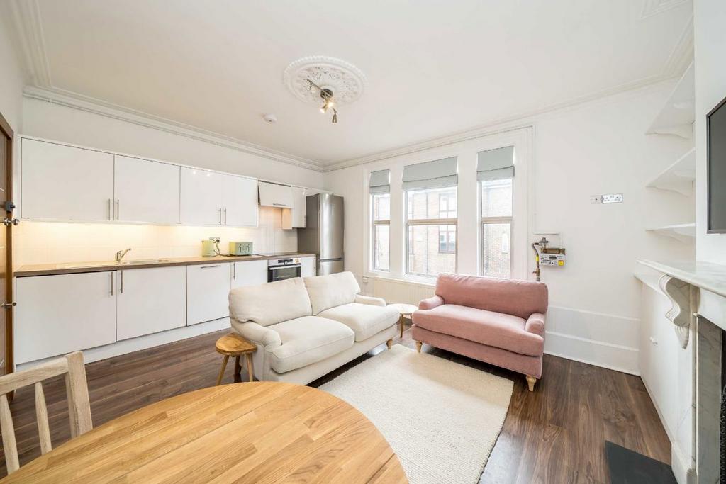 Dawes Road, London SW6 1 bed flat - £2,100 pcm (£485 pw)