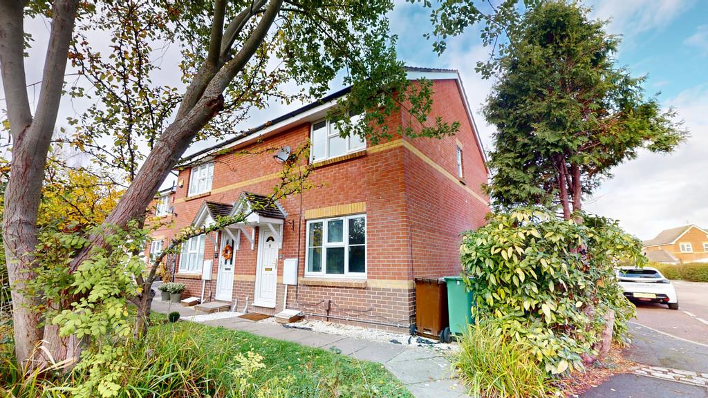 Jasmin Way, Up Hatherley 3 bed semi-detached house - £325,000
