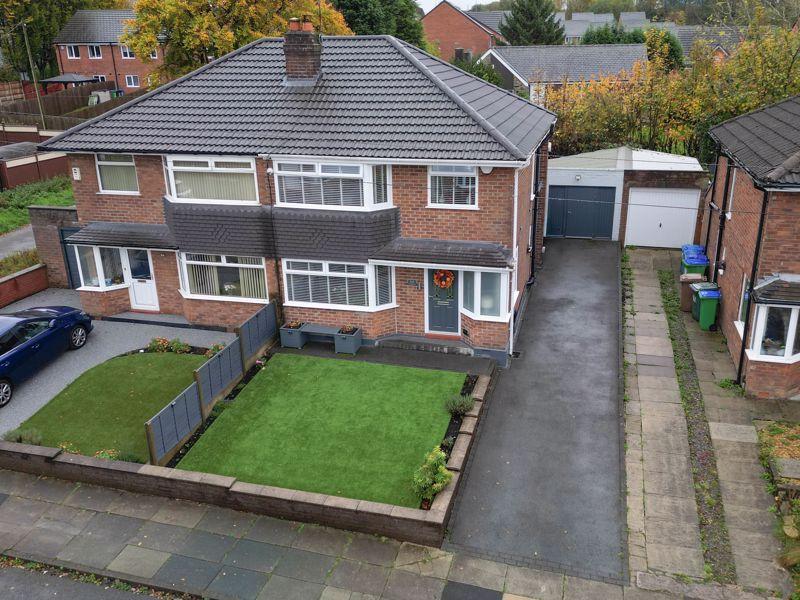 Craiglands, Rochdale 3 bed semi-detached house - £289,950