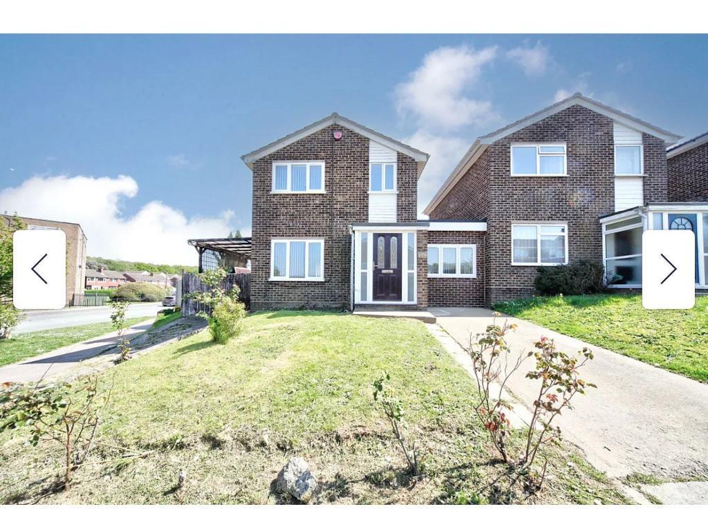 Buckinghamshire Dr, Luton... 4 bed terraced house - £1,850 pcm (£427 pw)