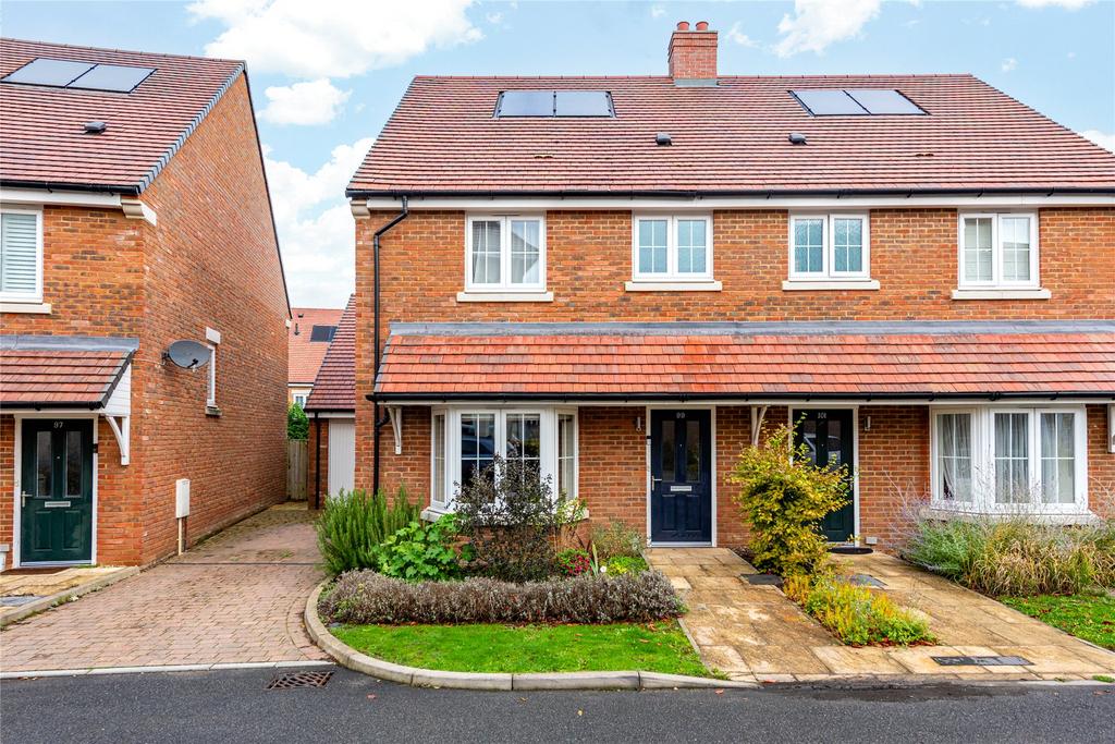 Goodearl Place, Princes Risborough... 3 bed semi-detached house for ...