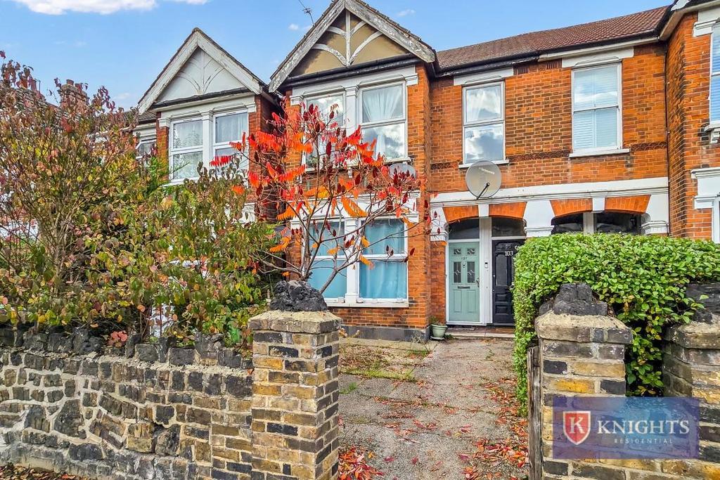 Lansdowne Road, Bruce Grove, London... 3 bed flat for sale - £440,000