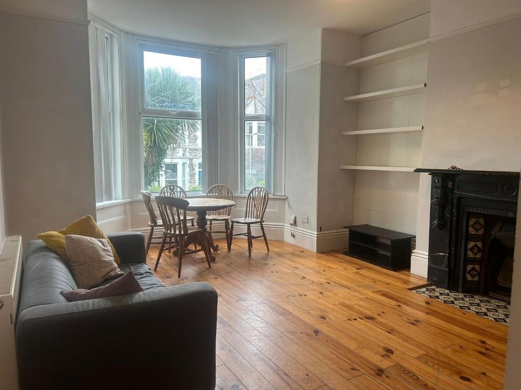 6 Lockyer Road, Plymouth PL3 1 bed flat to rent - £1,183 pcm (£273 pw)
