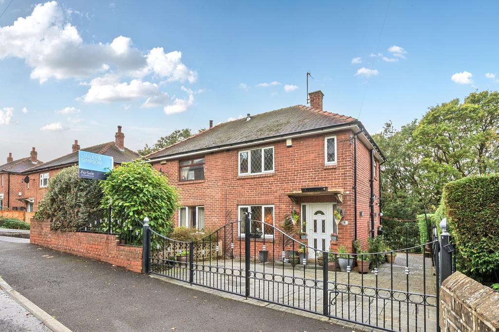 Hangingstone Road, Huddersfield, West... 3 bed semi-detached house - £ ...