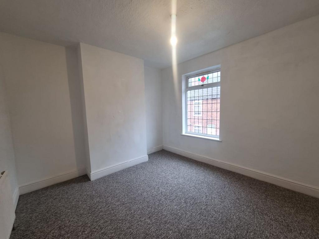 John Street, Rowley Regis, B65 0EP 2 bed terraced house to rent - £1,000 pcm (£231 pw)