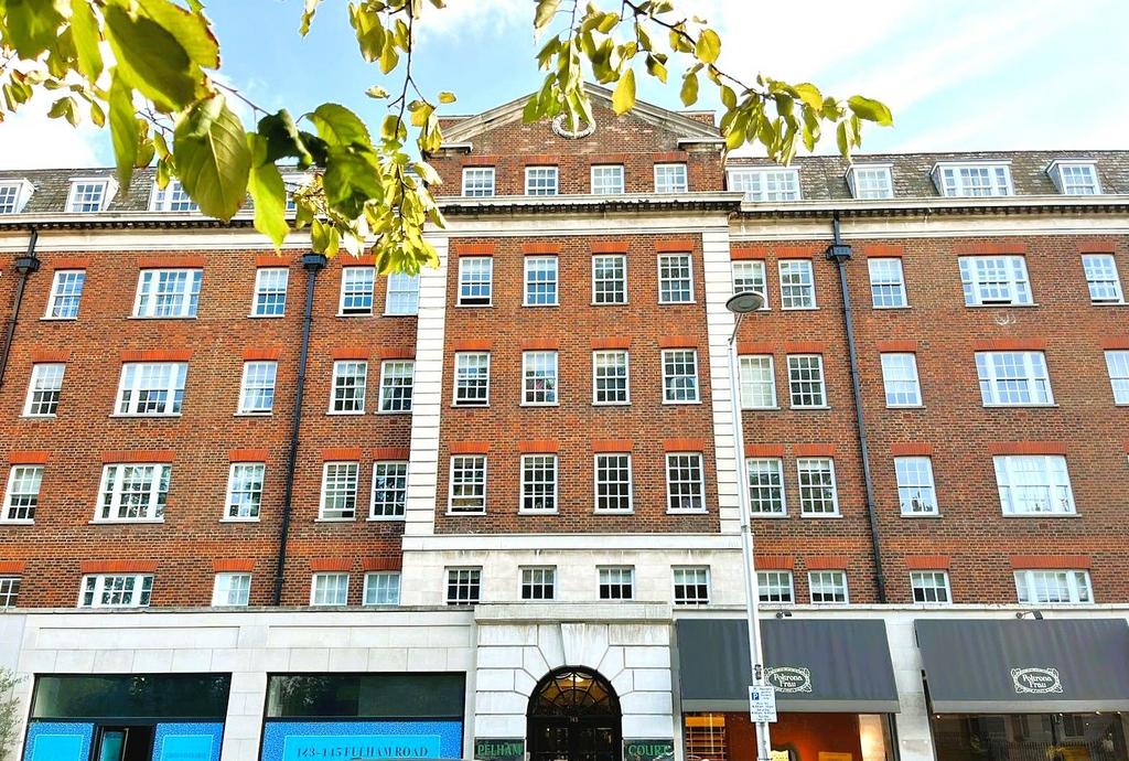 Chelsea, London SW3 2 bed apartment - £4,550 pcm (£1,050 pw)
