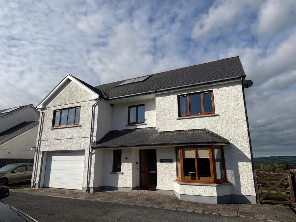 Llanllwni, Pencader, SA39 4 bed detached house for sale - £450,000