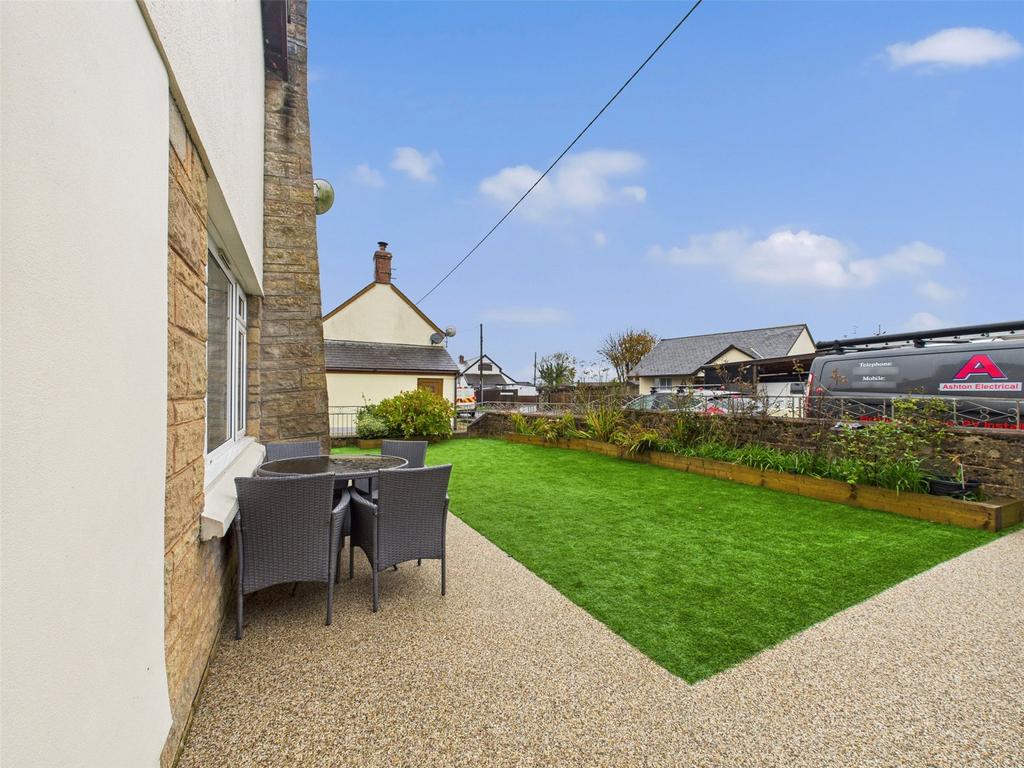 Stibb Cross, Torrington, Devon 3 bed bungalow for sale - £300,000