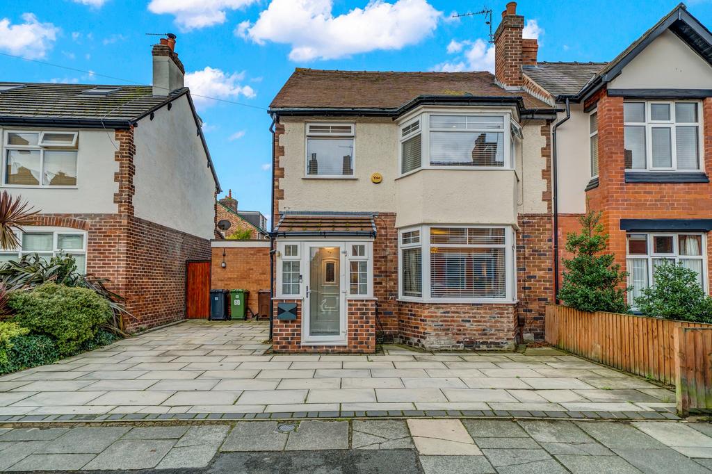Alexandra Road, Crosby, L23 3 bed semi-detached house for sale - £350,000