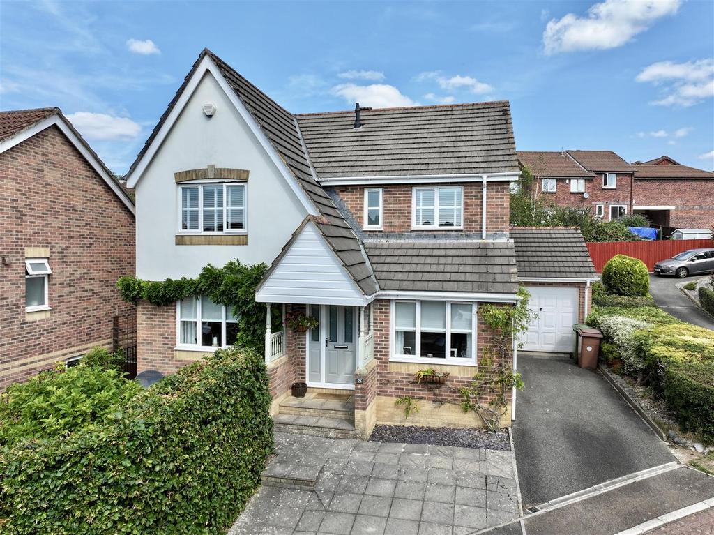 Periwinkle Drive, Plymouth PL7 4 bed detached house for sale - £475,000