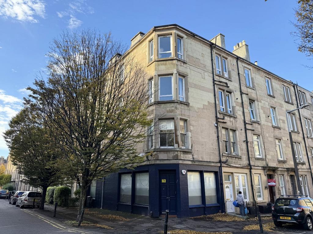 Fowler Terrace, Edinburgh, EH11 1 bed flat - £1,250 pcm (£288 pw)