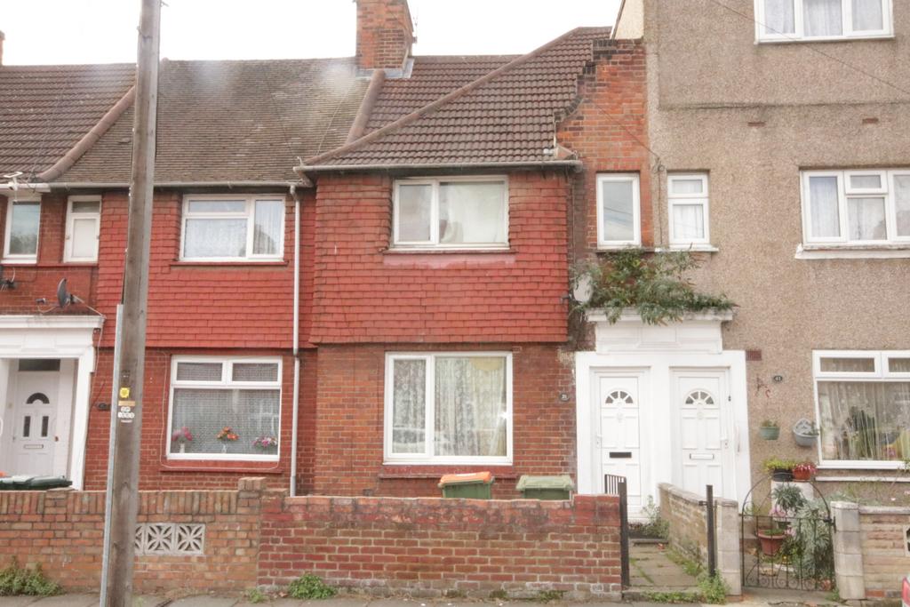 39 Egham Road, E13 3 bed terraced house for sale - £360,000